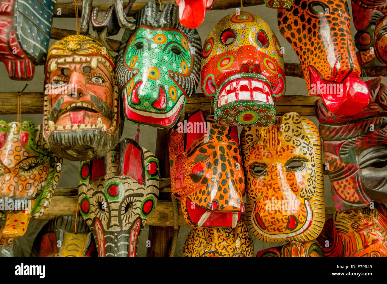 Mayan wood craft hi-res stock photography and images - Alamy