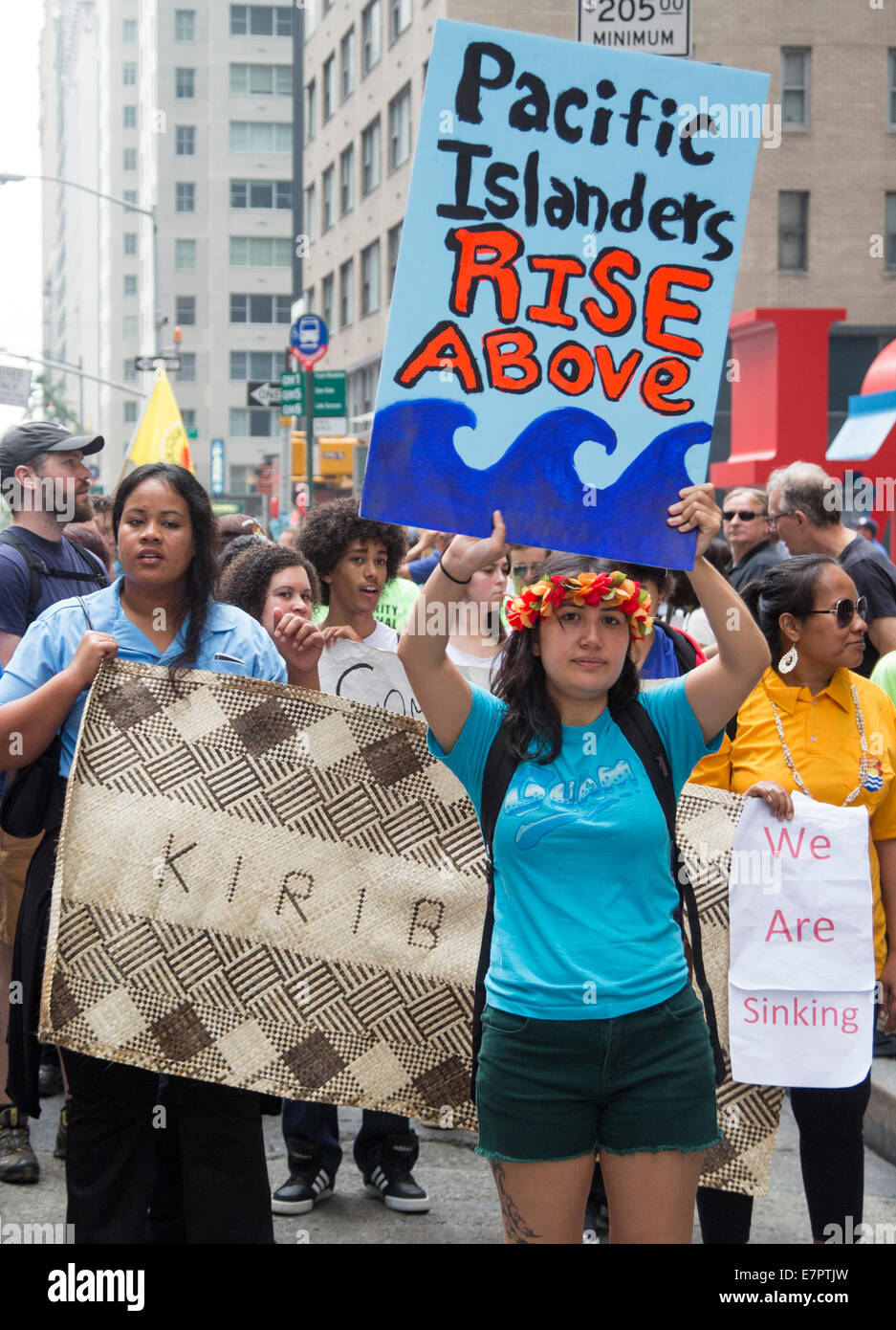 Kiribati rising sea levels hi-res stock photography and images - Alamy