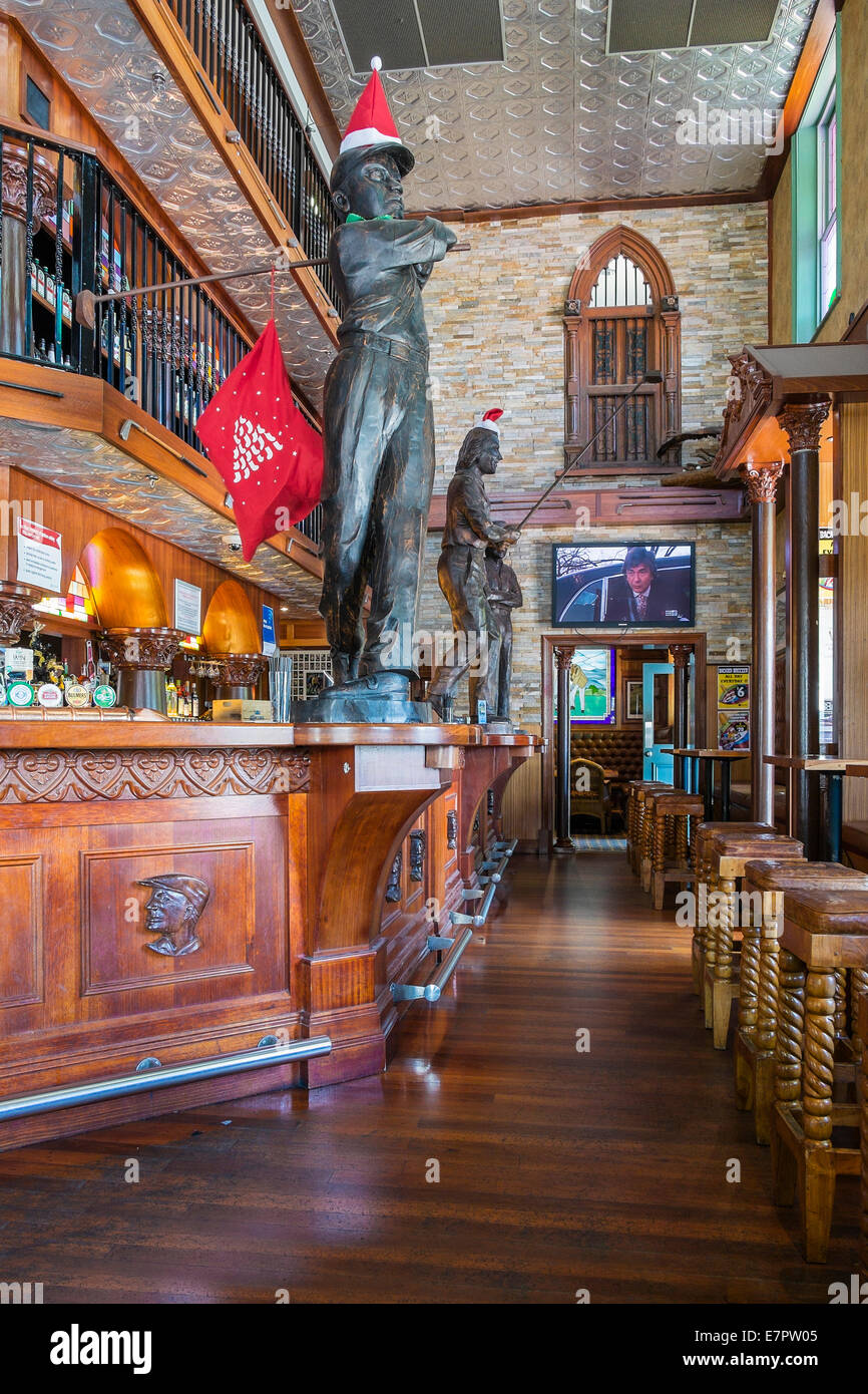 The front bar of the Tap Inn, in Adelaide, South Australia Stock Photo ...