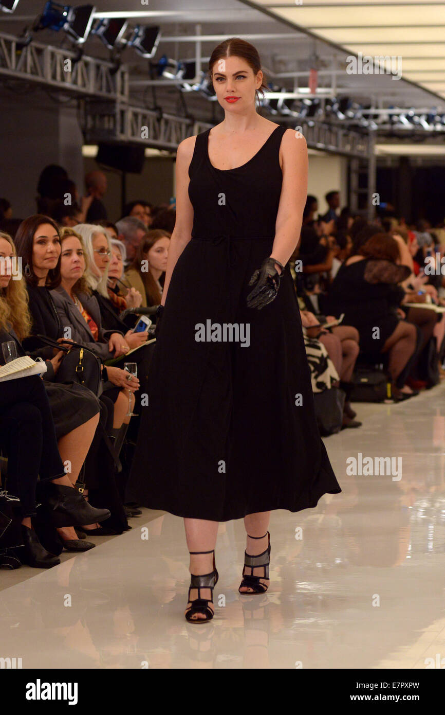 Isabel model hi-res stock photography and images - Alamy