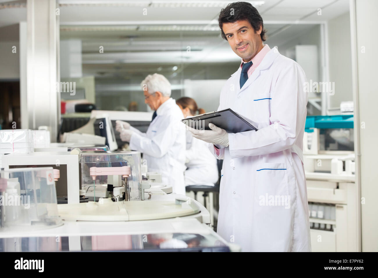 Lab clipboard hi-res stock photography and images - Alamy