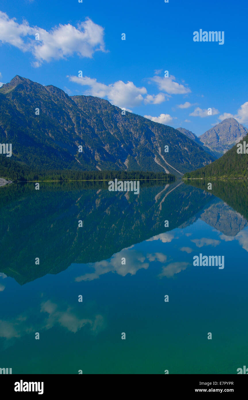 Austria, Plansee, Tirol, Lake Plansee, Seespitz, Ammergau Alps Stock ...
