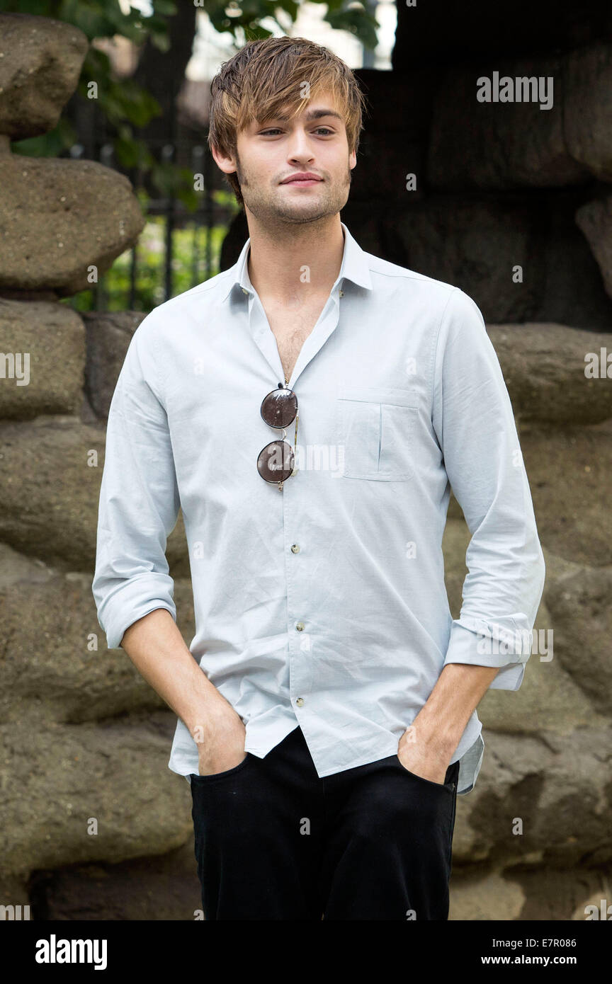 The riot club douglas booth hi-res stock photography and images - Alamy