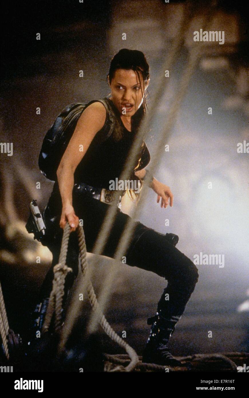 Simon west angelina jolie hi-res stock photography and images - Alamy