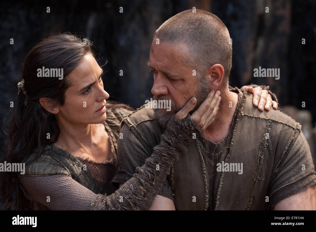 Noah Year : 2014 USA Director : Darren Aronofsky Russell Crowe, Jennifer Connelly Stock Photo ...