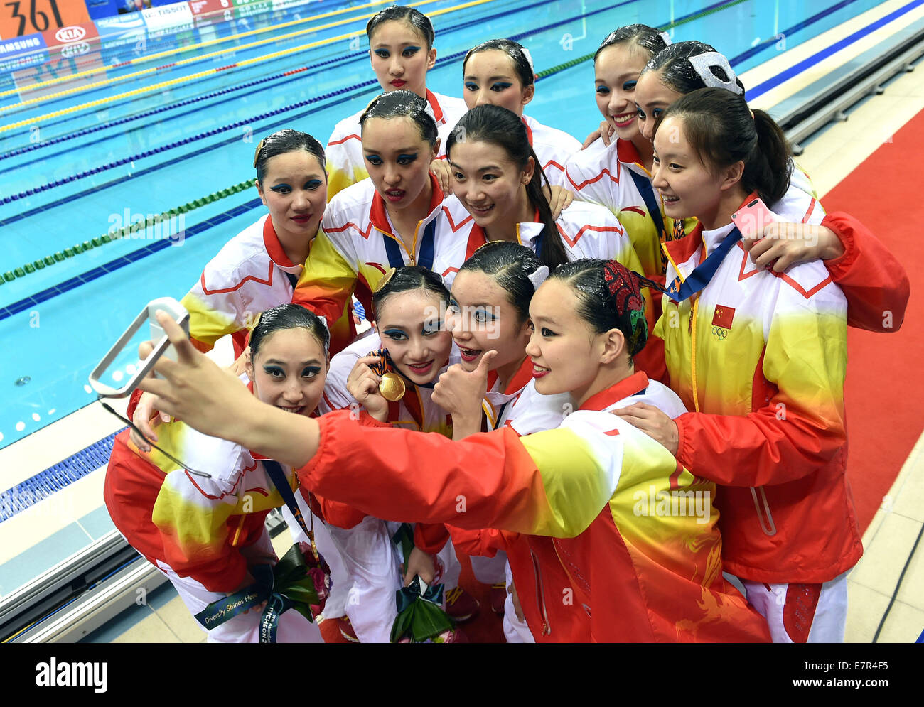 Incheon, South Korea. 23rd Sep, 2014. Swimmers of China pose during the ...