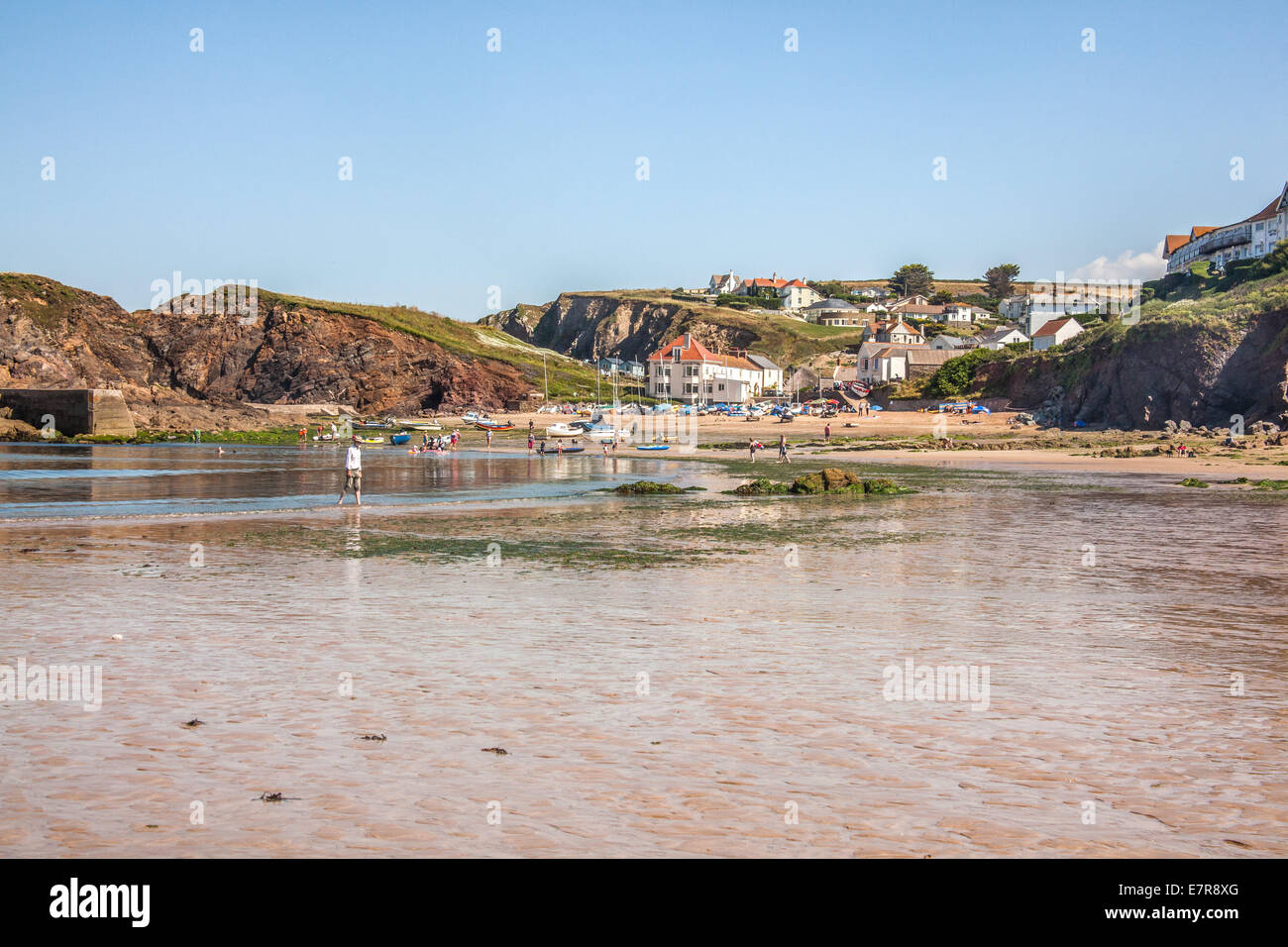 Hopecove devon hi-res stock photography and images - Alamy