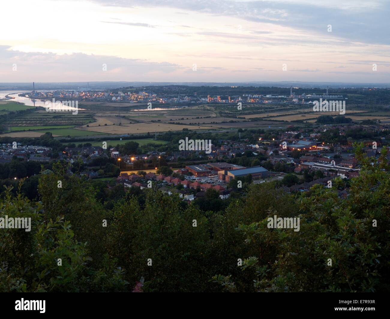 Runcorn town hi-res stock photography and images - Alamy