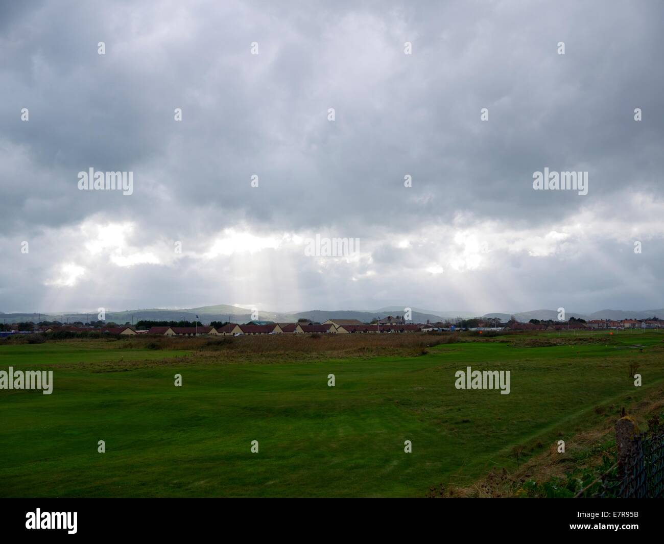 Beaming sun hi-res stock photography and images - Alamy
