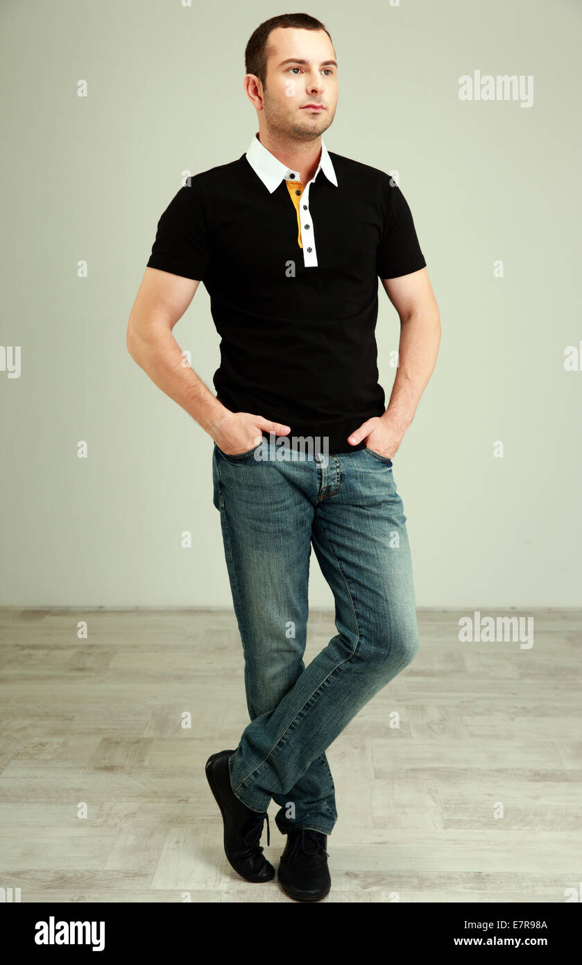 Full length portrait of pensive man looking away Stock Photo - Alamy Full length portrait of pensive man looking away Stock Photo - Alamy