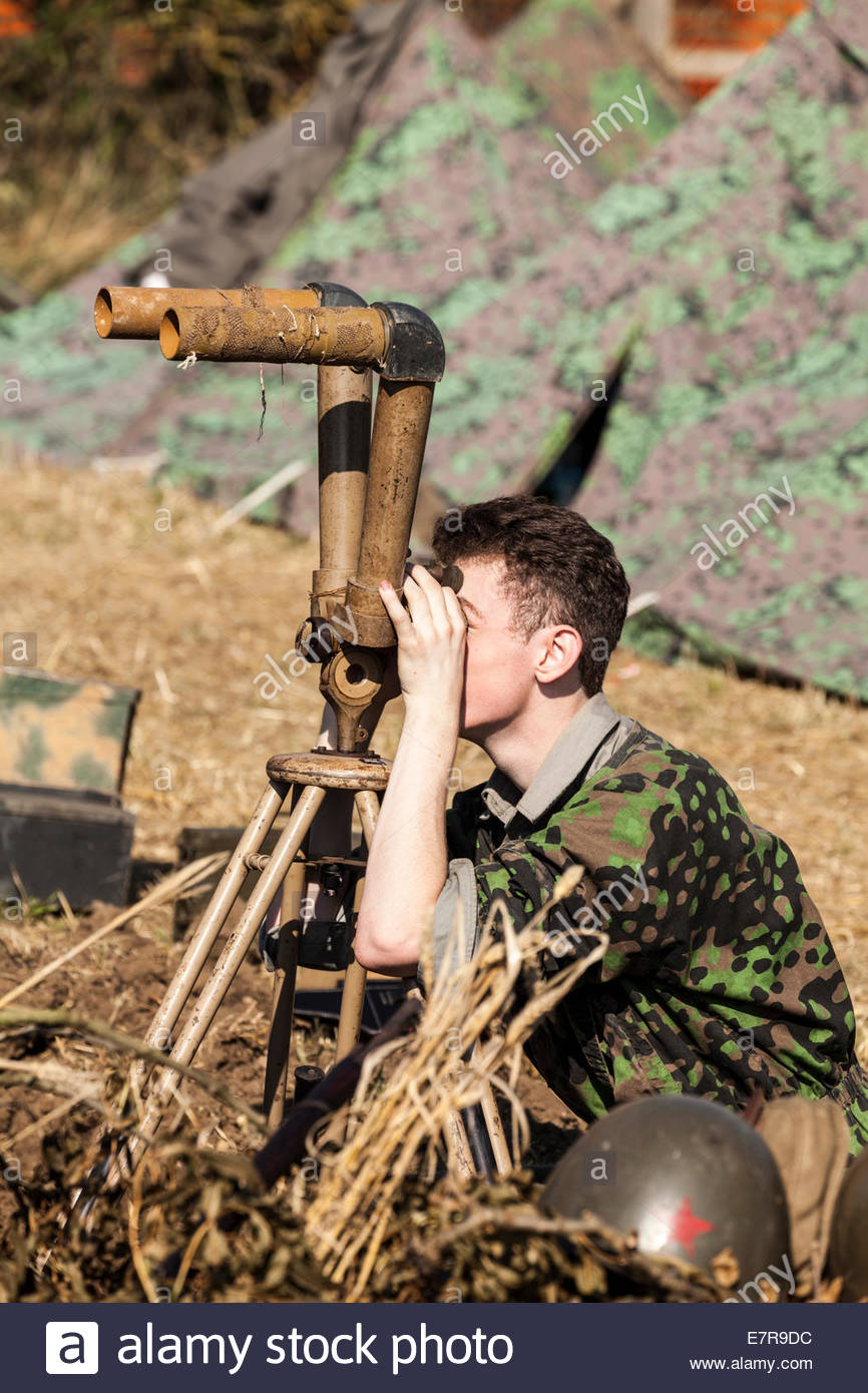 Soldier With Binoculars Stock Photos & Soldier With Binoculars Stock ...
