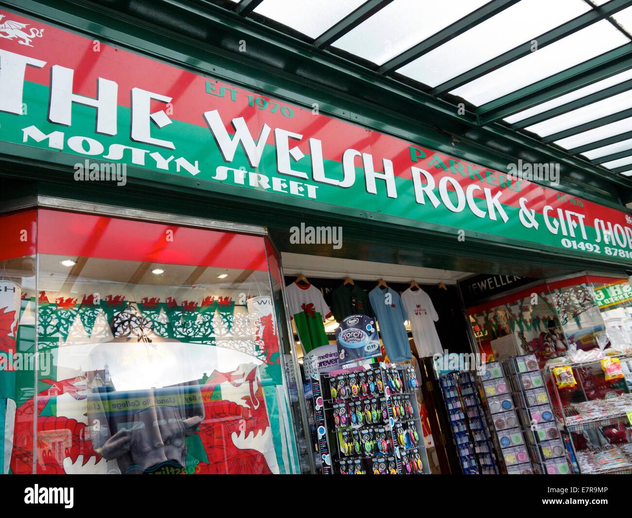 Welsh gift hi-res stock photography and images - Alamy