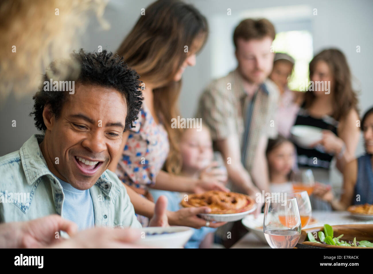 Family reunion hi-res stock photography and images - Alamy