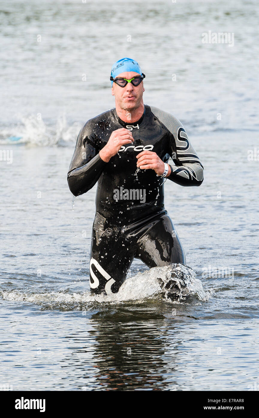 Triathlon swimmers hi-res stock photography and images - Alamy