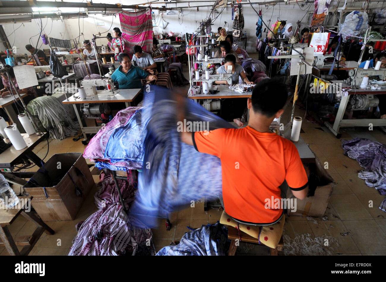 Indonesian textile hi-res stock photography and images - Alamy