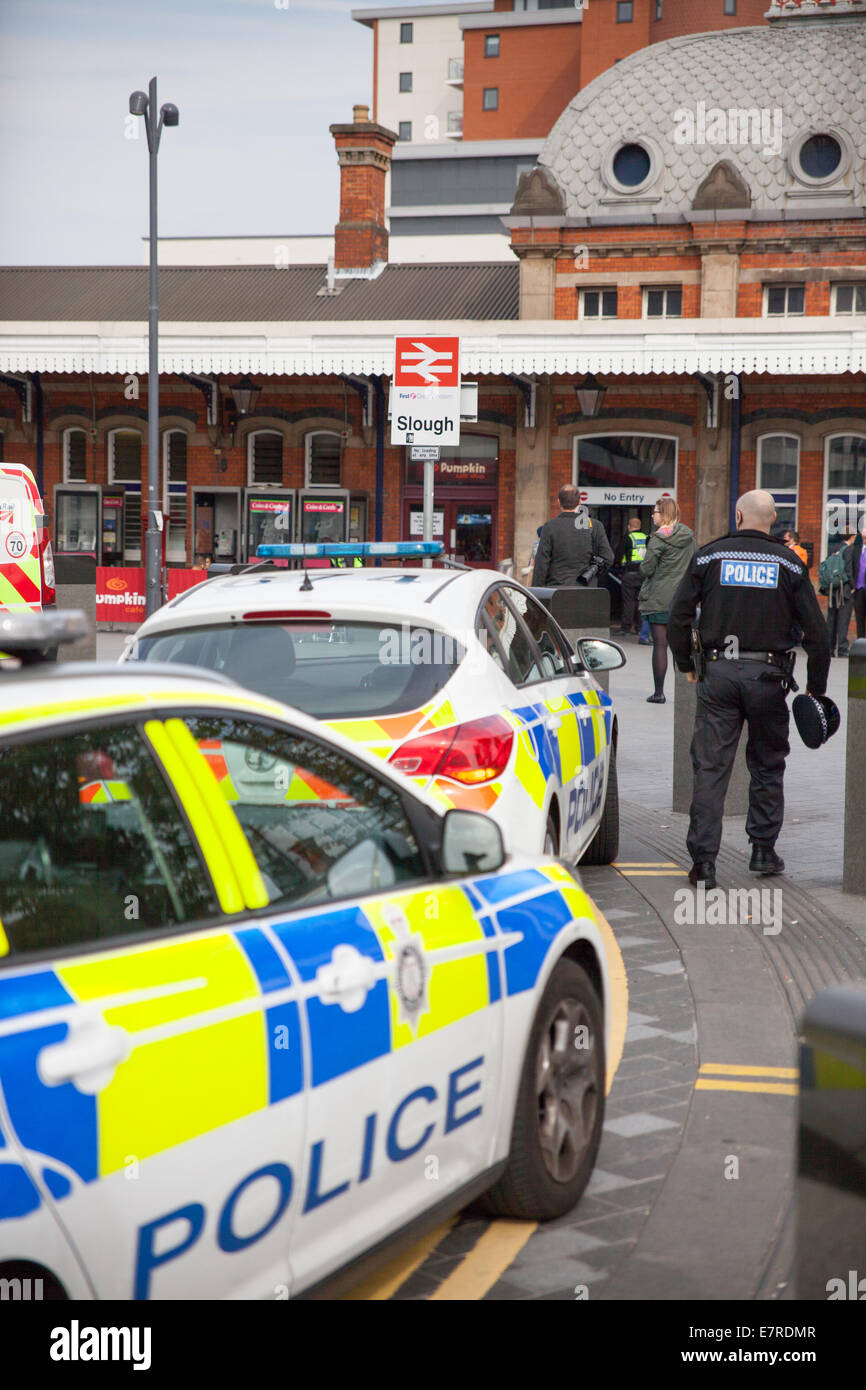 Slough police station hi-res stock photography and images - Alamy