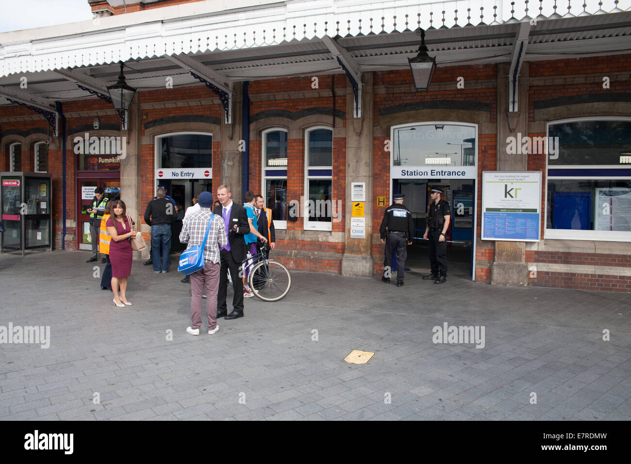 Slough police station hi-res stock photography and images - Alamy