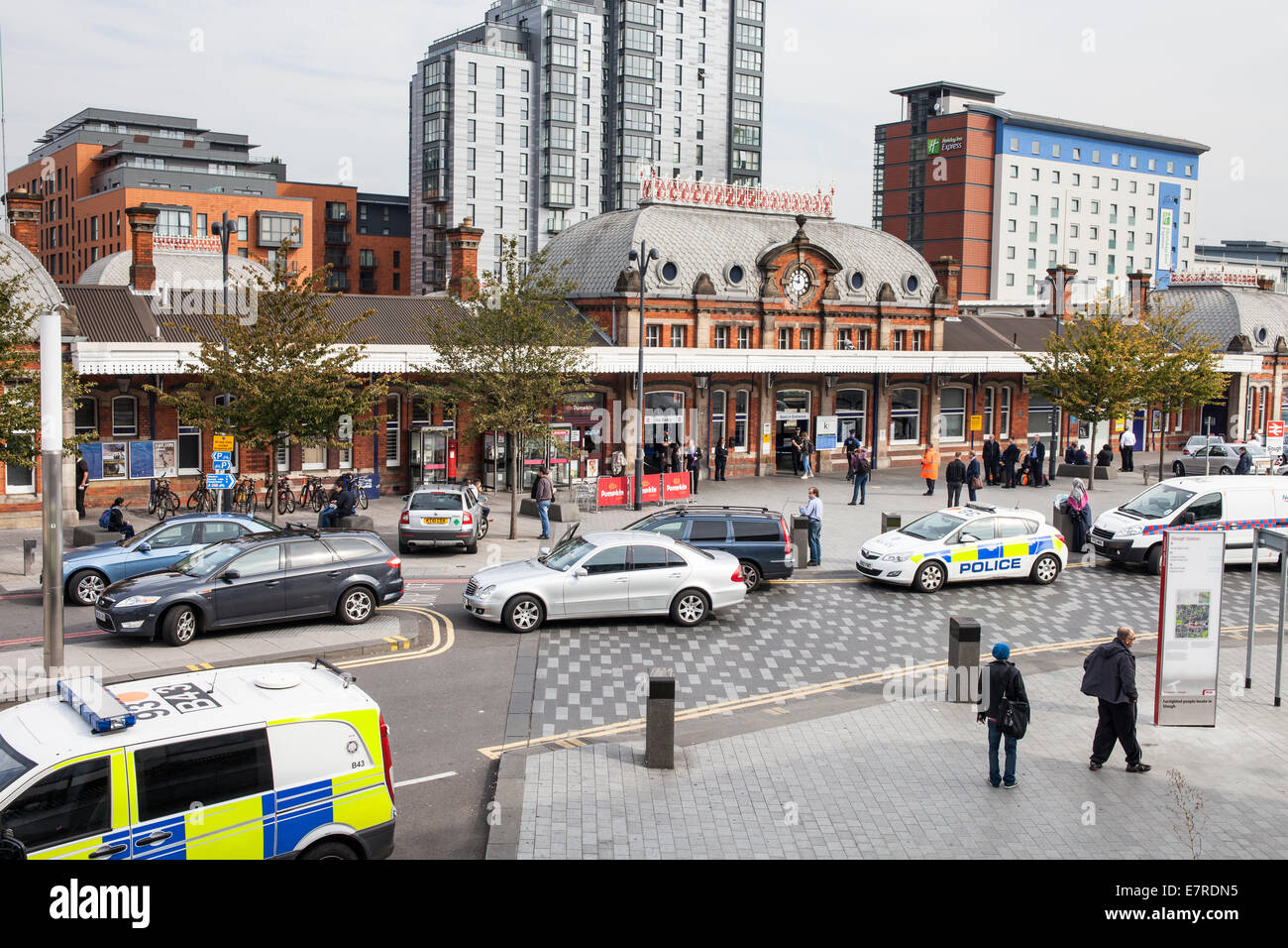 Slough Police Station High Resolution Stock Photography and Images - Alamy