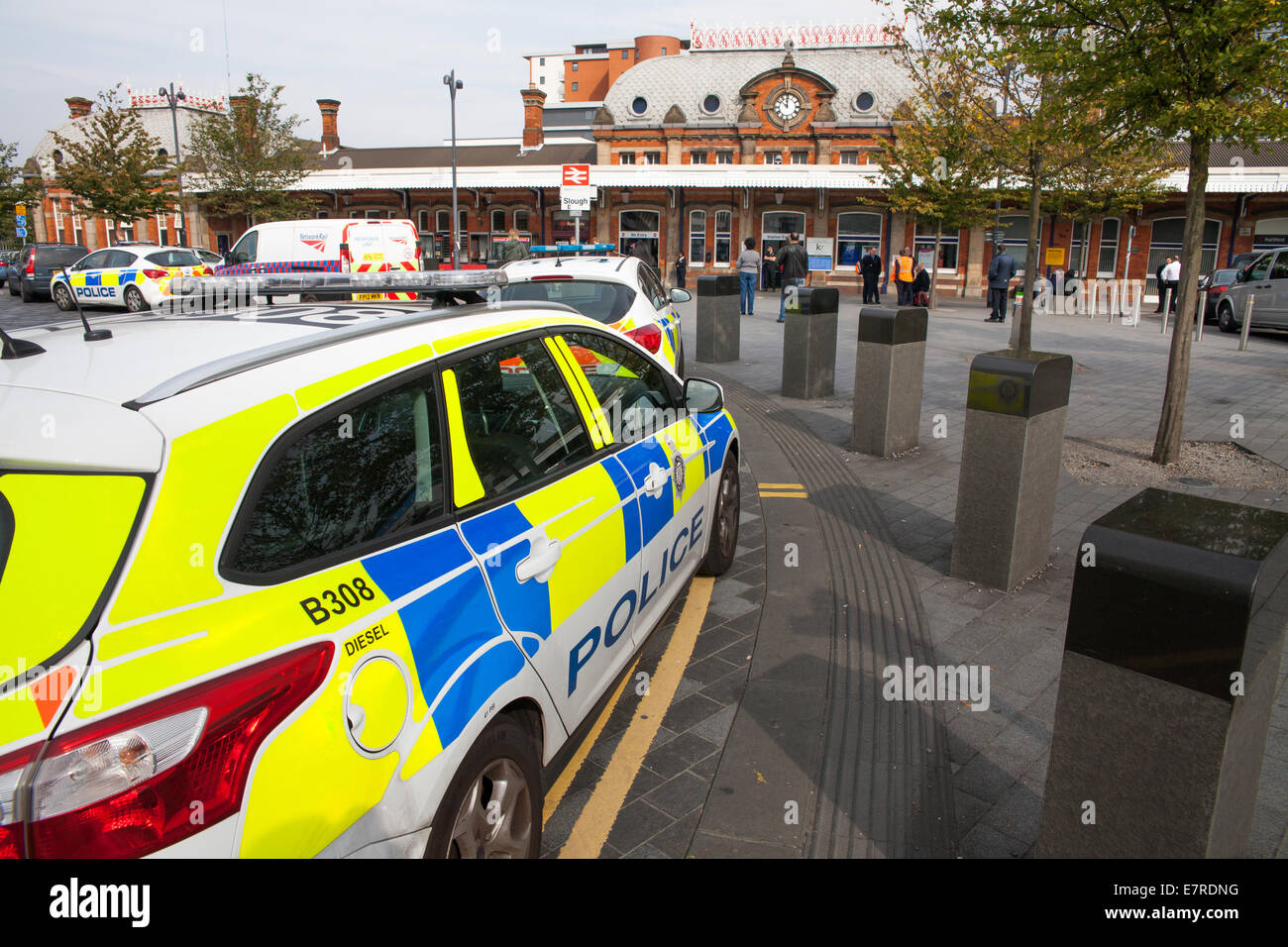 Slough police station hi-res stock photography and images - Alamy