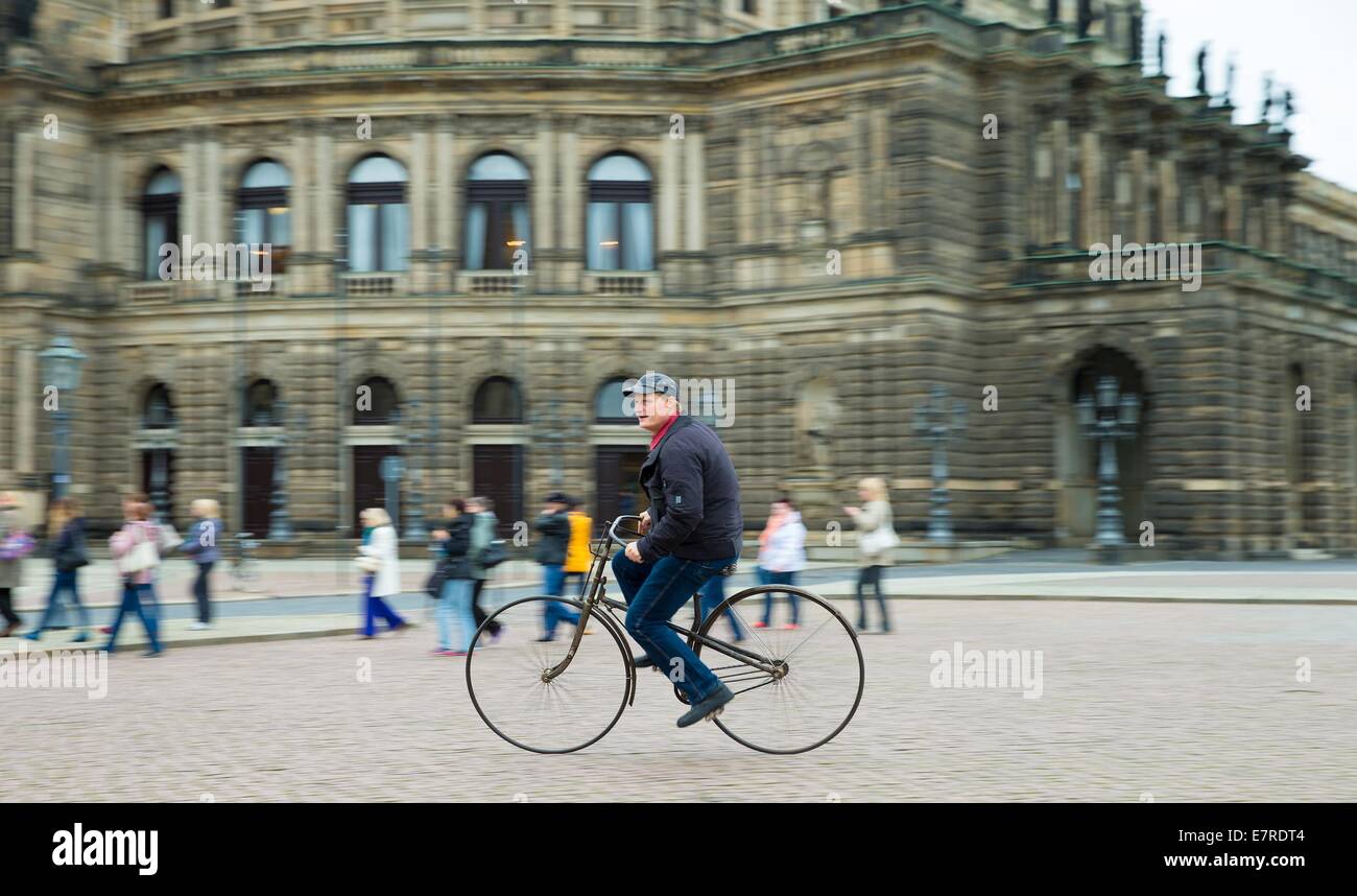 Dresden, Germany. 23rd Sep, 2014. Frank Papperitz from Pirna ...