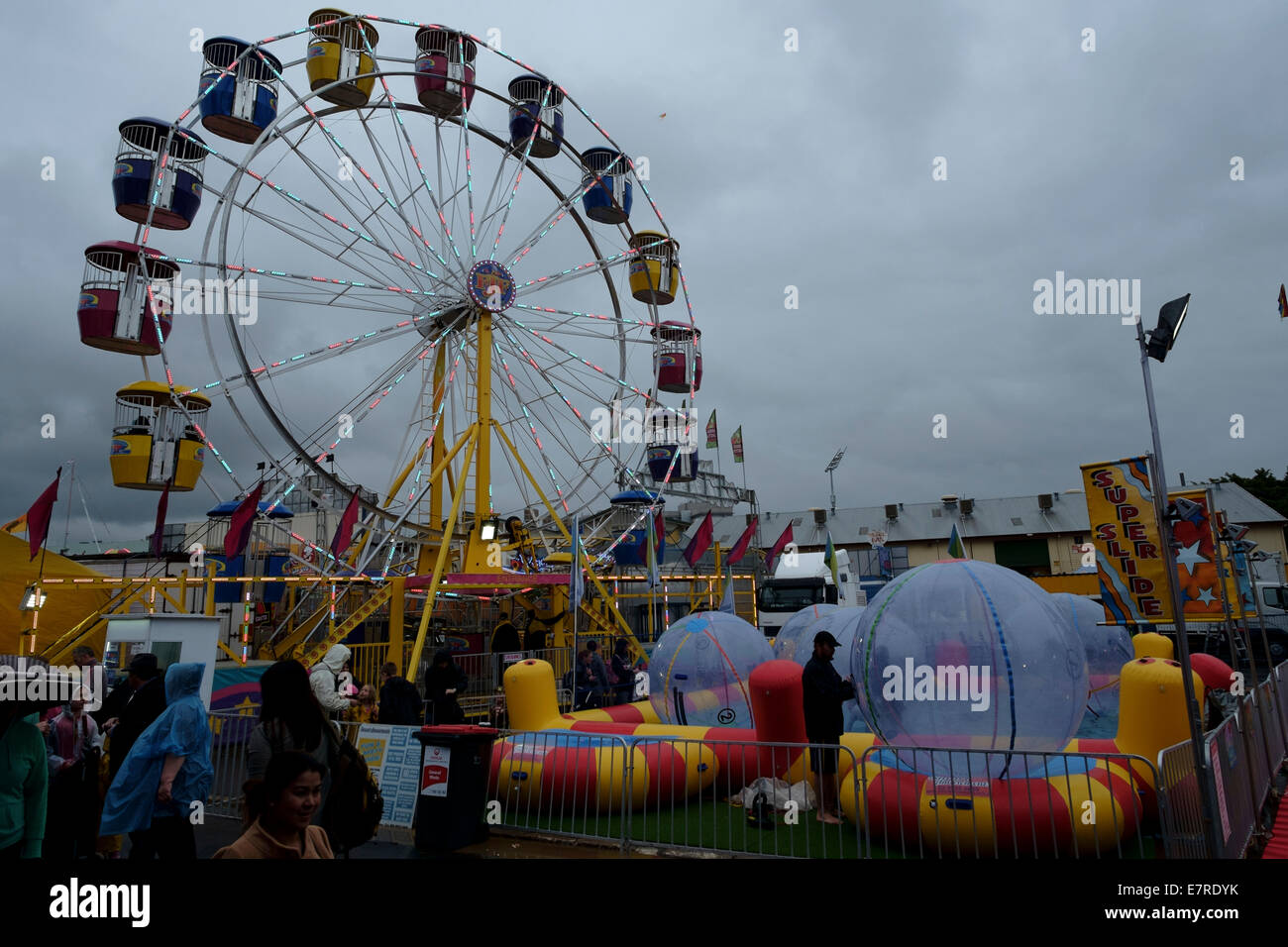 Sideshow Alley at the 2014 Brisbane Ekka Stock Photo - Alamy