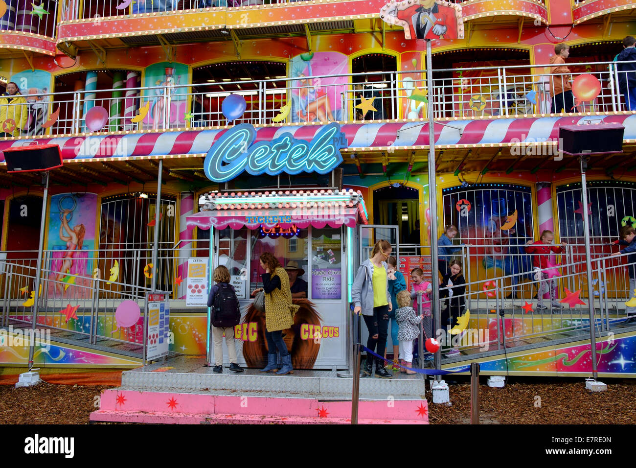 Sideshow alley hi-res stock photography and images - Alamy