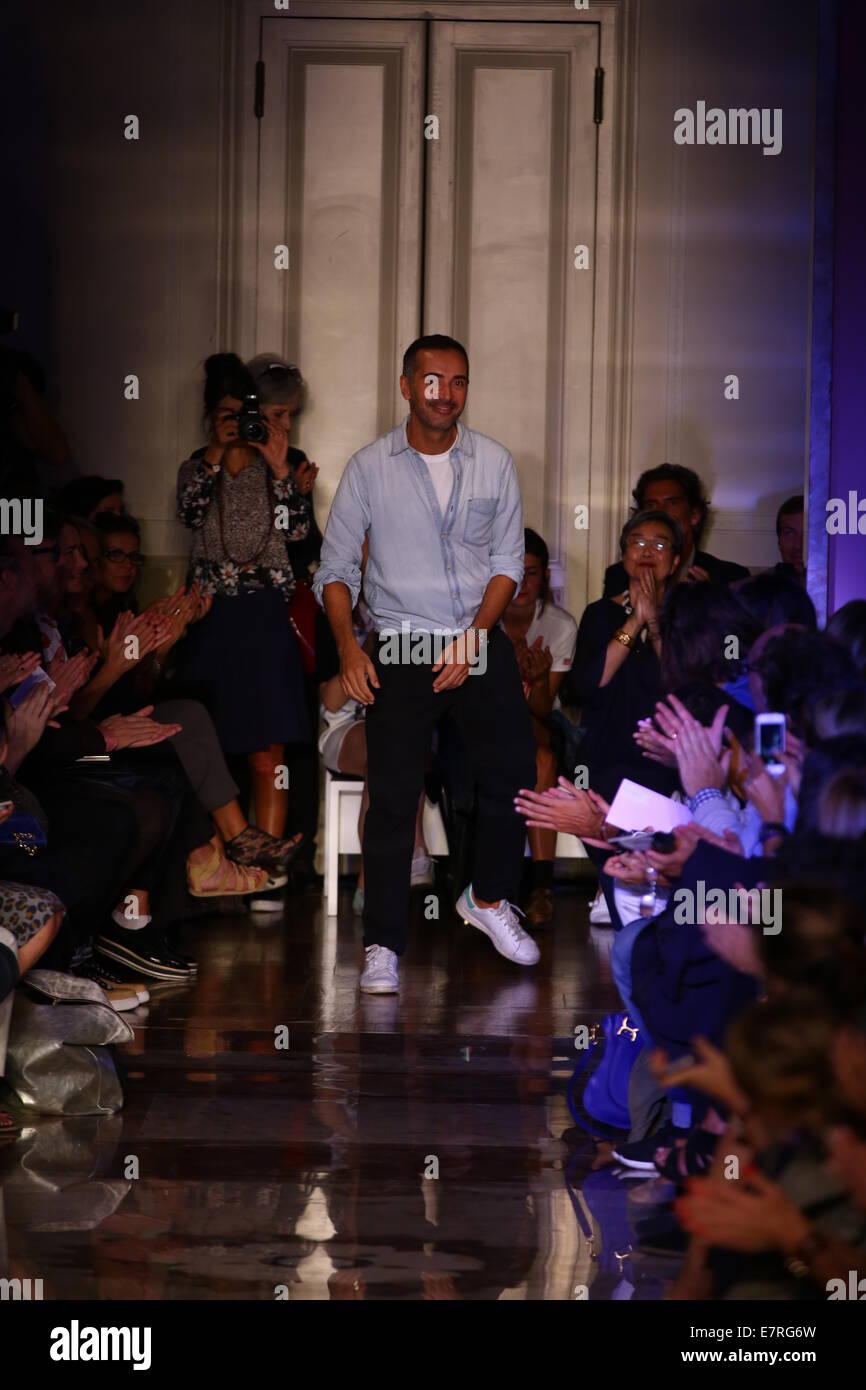 Designer Andrea Incontri on the runway after the Andrea Incontri show ...