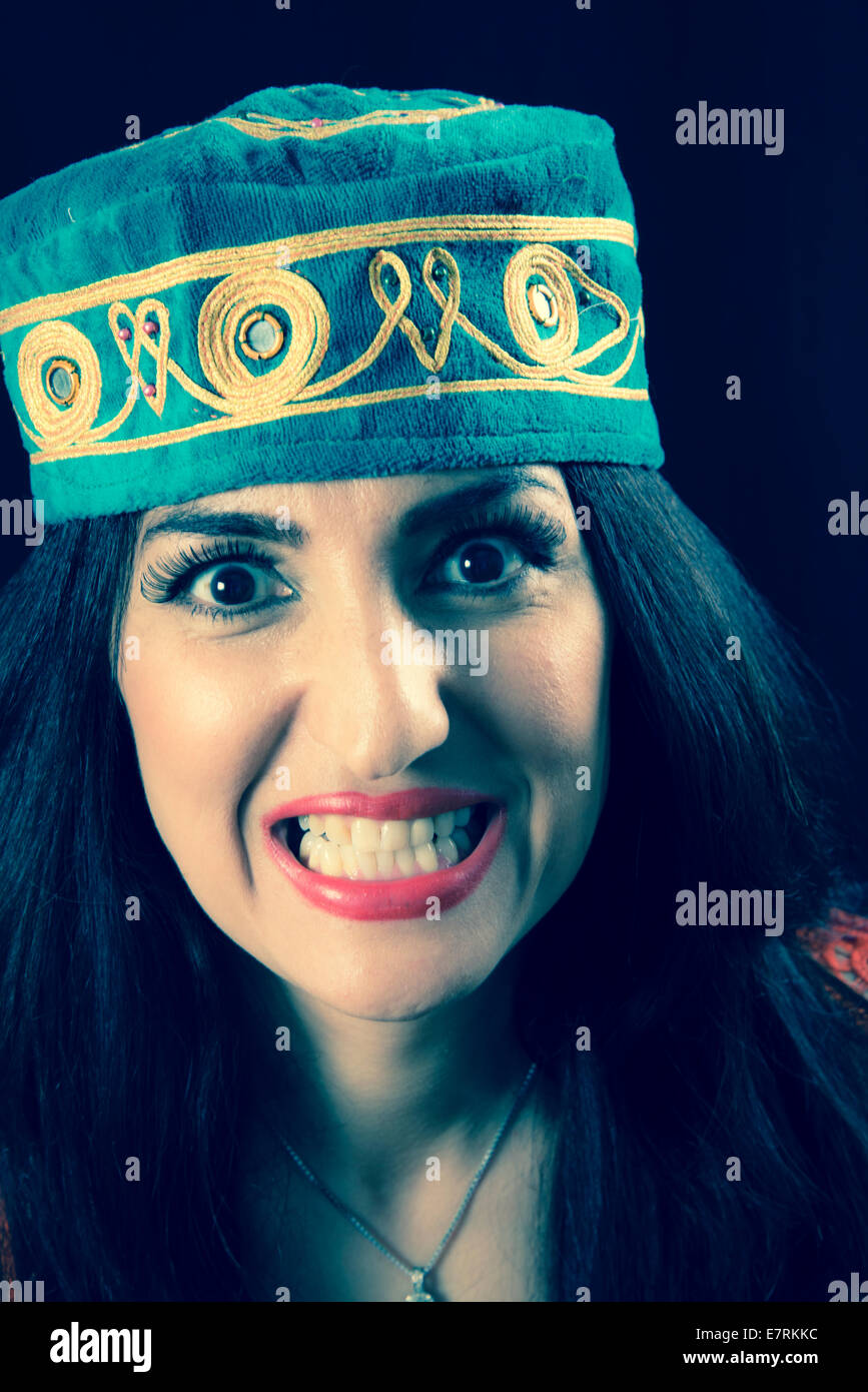 Traditional middle eastern hi-res stock photography and images - Alamy