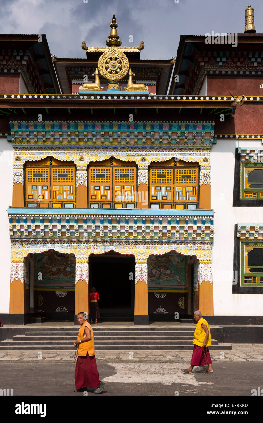 Eastern Bhutan, Trashigang, Rangjung Woesel Choeling Monastery and ...