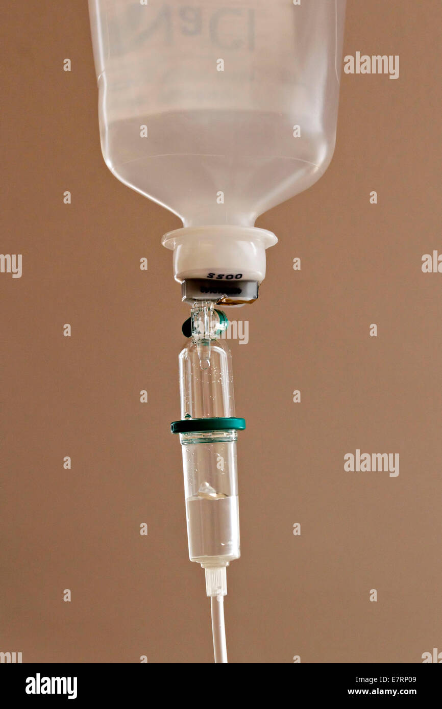 Intravenous infusion hi-res stock photography and images - Alamy