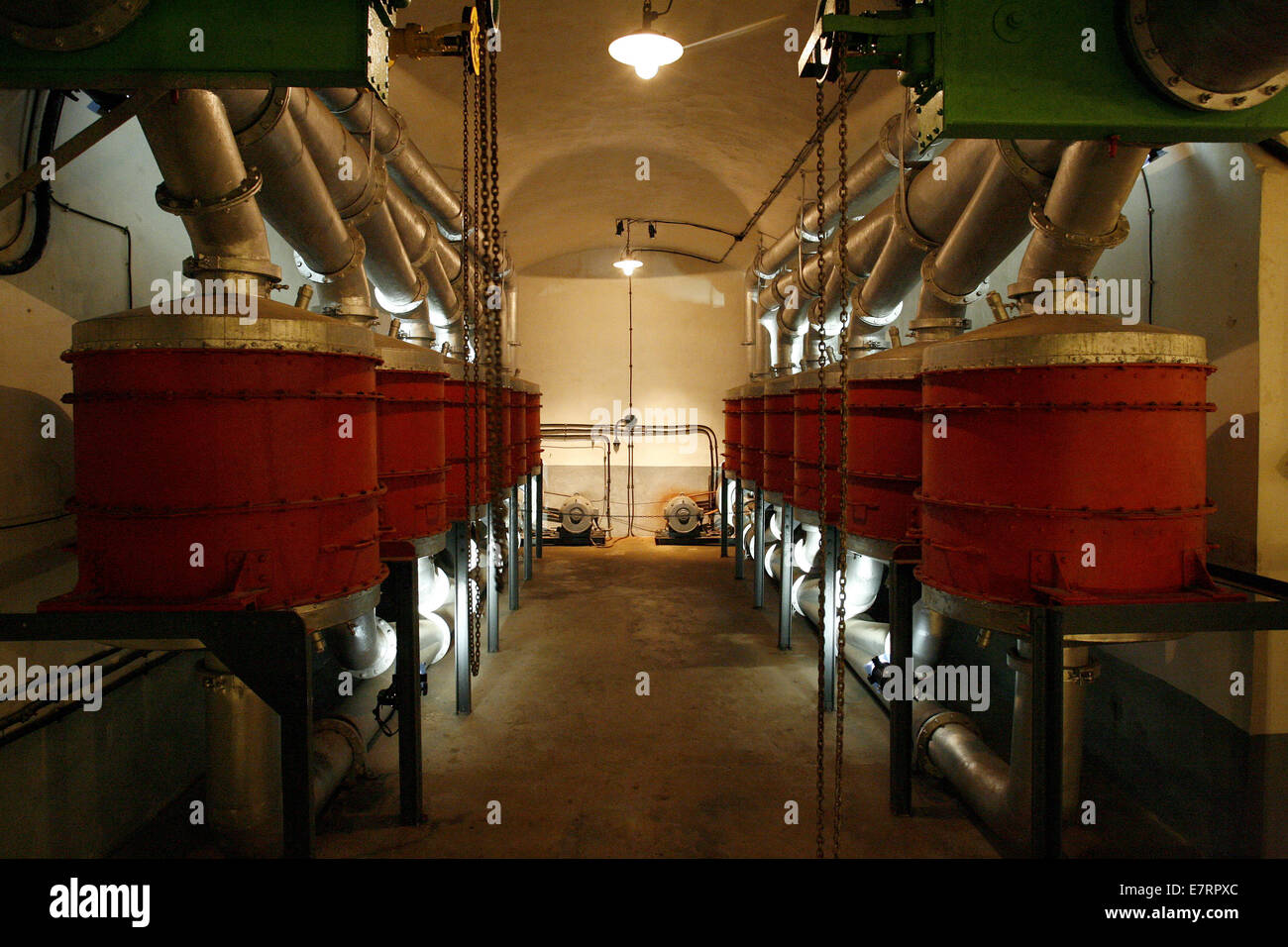 Bitche, France. 13th Aug, 2008. View of the pumps for the fresh air ...