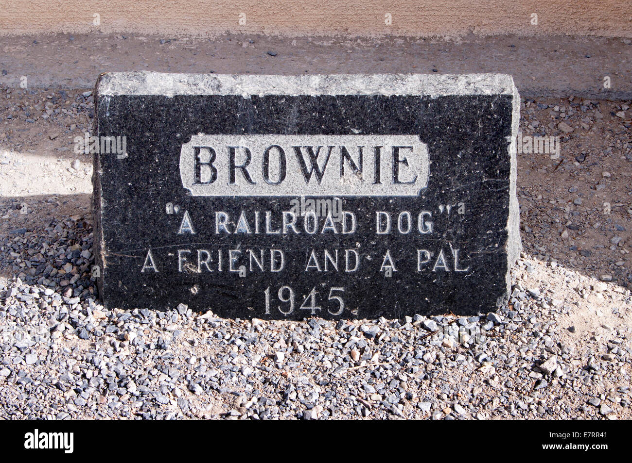 Famous railroad dog hi-res stock photography and images - Alamy