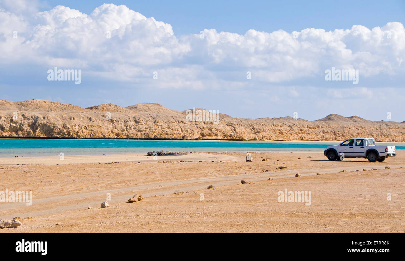 The magic lake egypt hi-res stock photography and images - Alamy