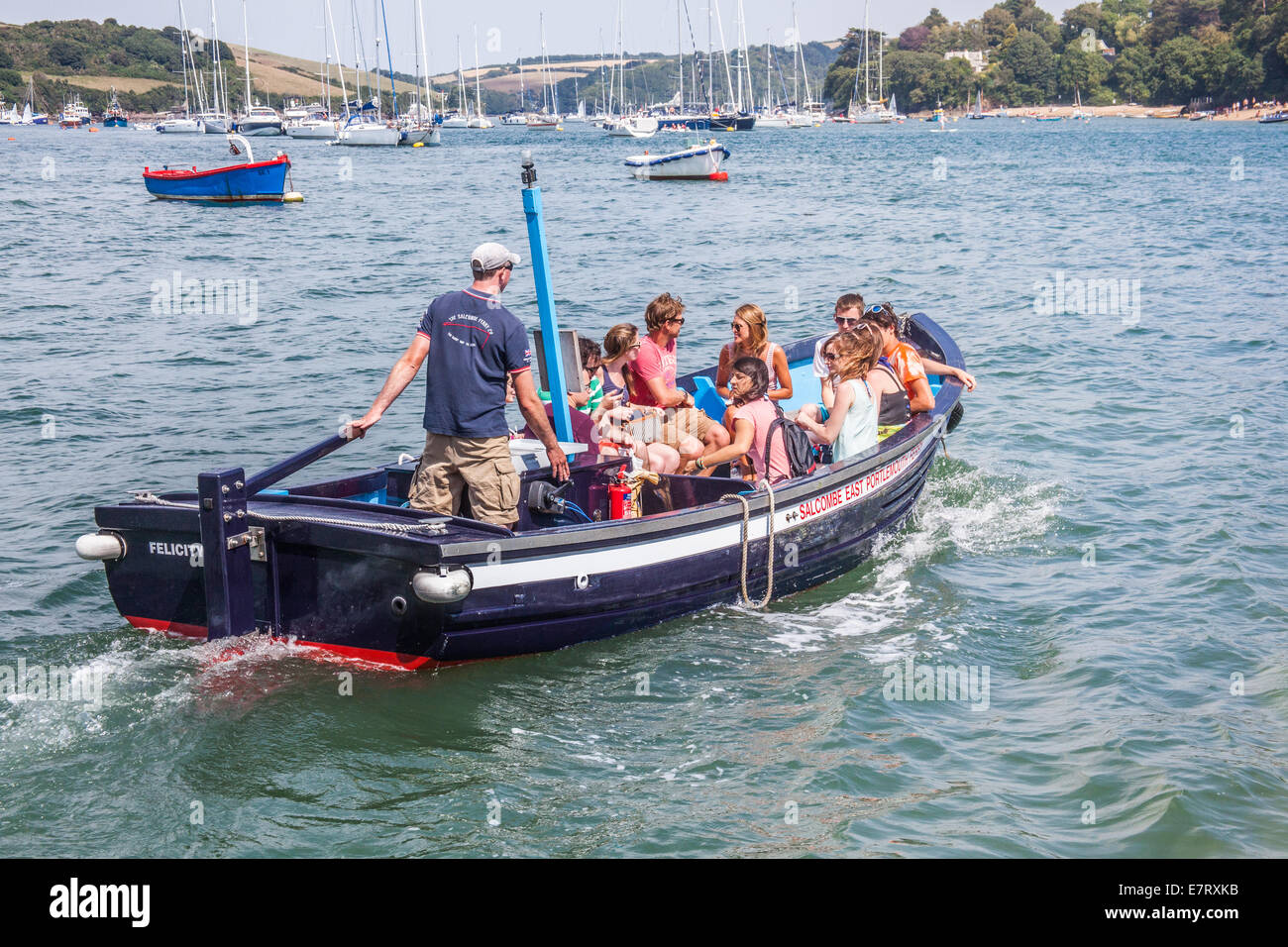 Salcombe passenger ferry boat between East Portlemouth beach and ...