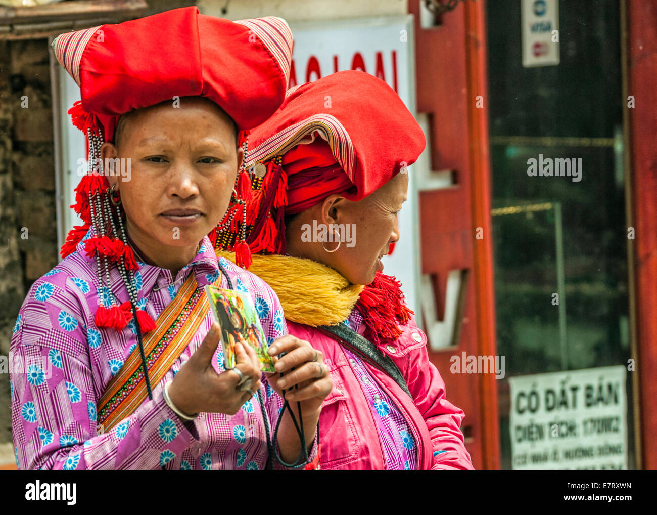 Hmong females of Red Dao tribe in the streets of Sa Pa Stock Photo - Alamy