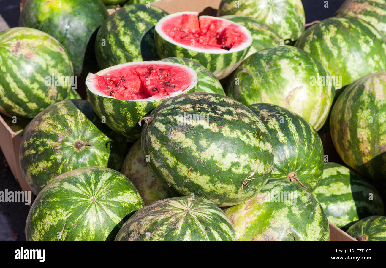 Pile Watermelons Market High Resolution Stock Photography and Images ...