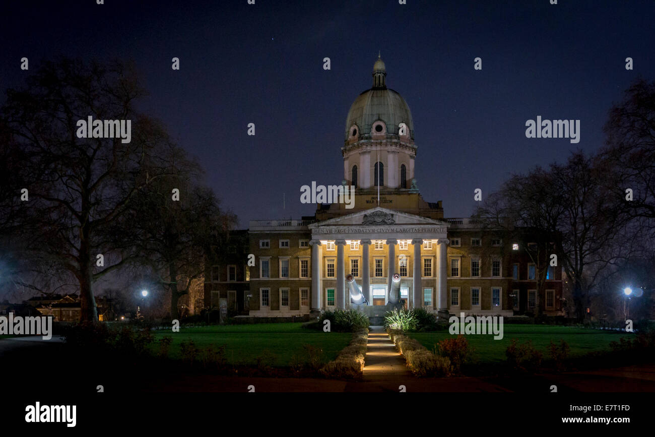 Imperial war museum in london hi-res stock photography and images - Alamy