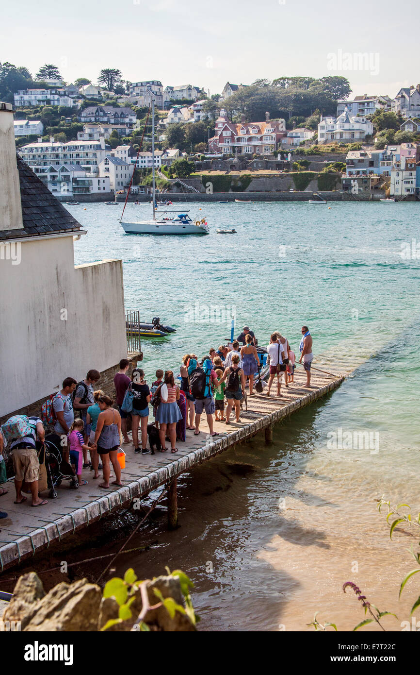 Salcombe passenger ferry boat between East Portlemouth beach and ...