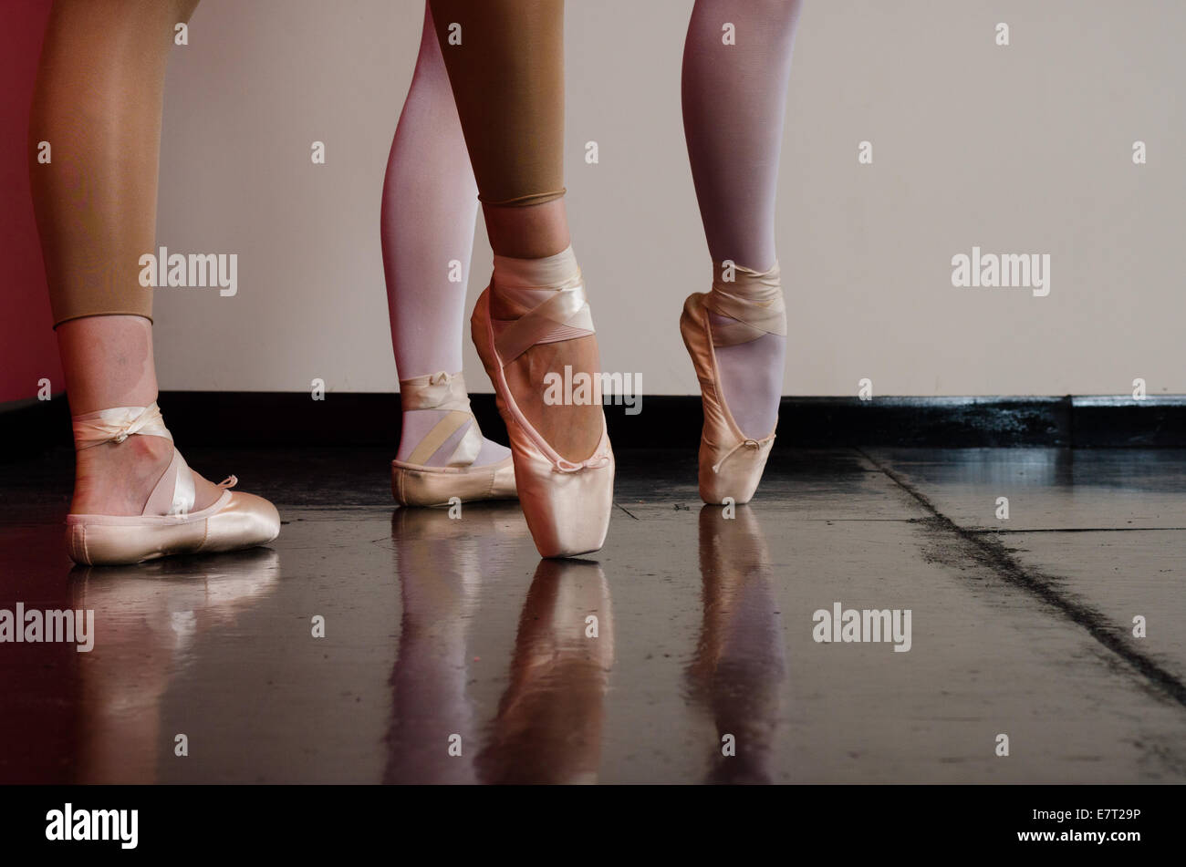 Dancers female leotard hi-res stock photography and images - Alamy