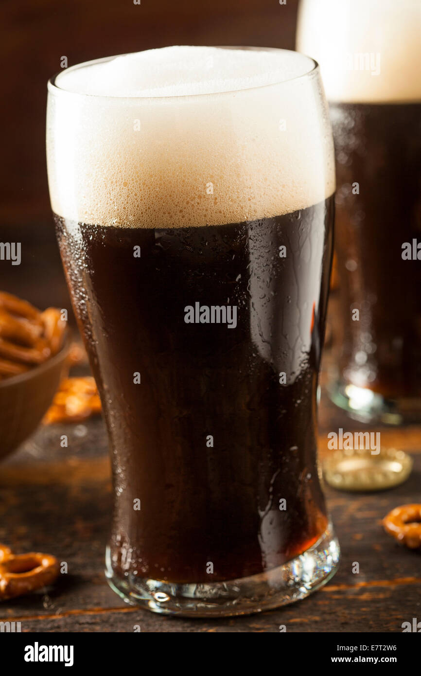 Refreshing Dark Stout Beer Ready to Drink Stock Photo - Alamy