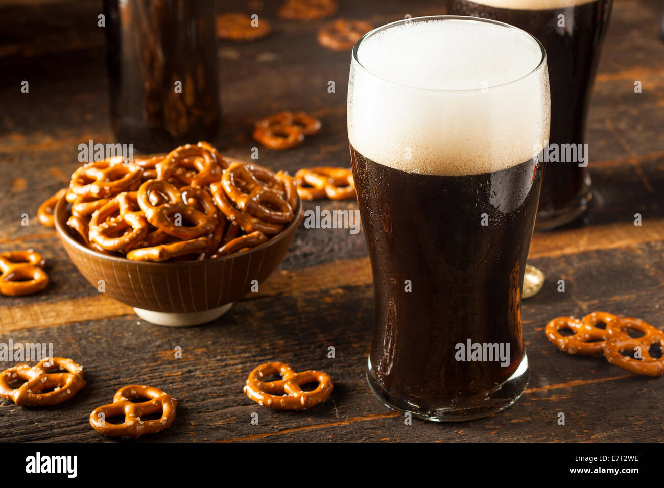Refreshing Dark Stout Beer Ready to Drink Stock Photo - Alamy