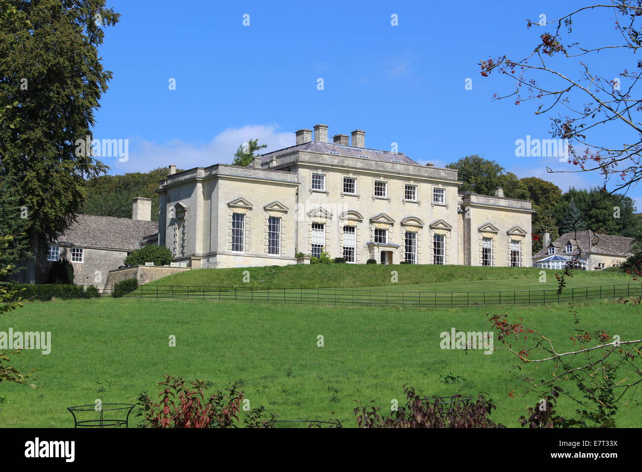 Rococo gardens painswick hi-res stock photography and images - Alamy