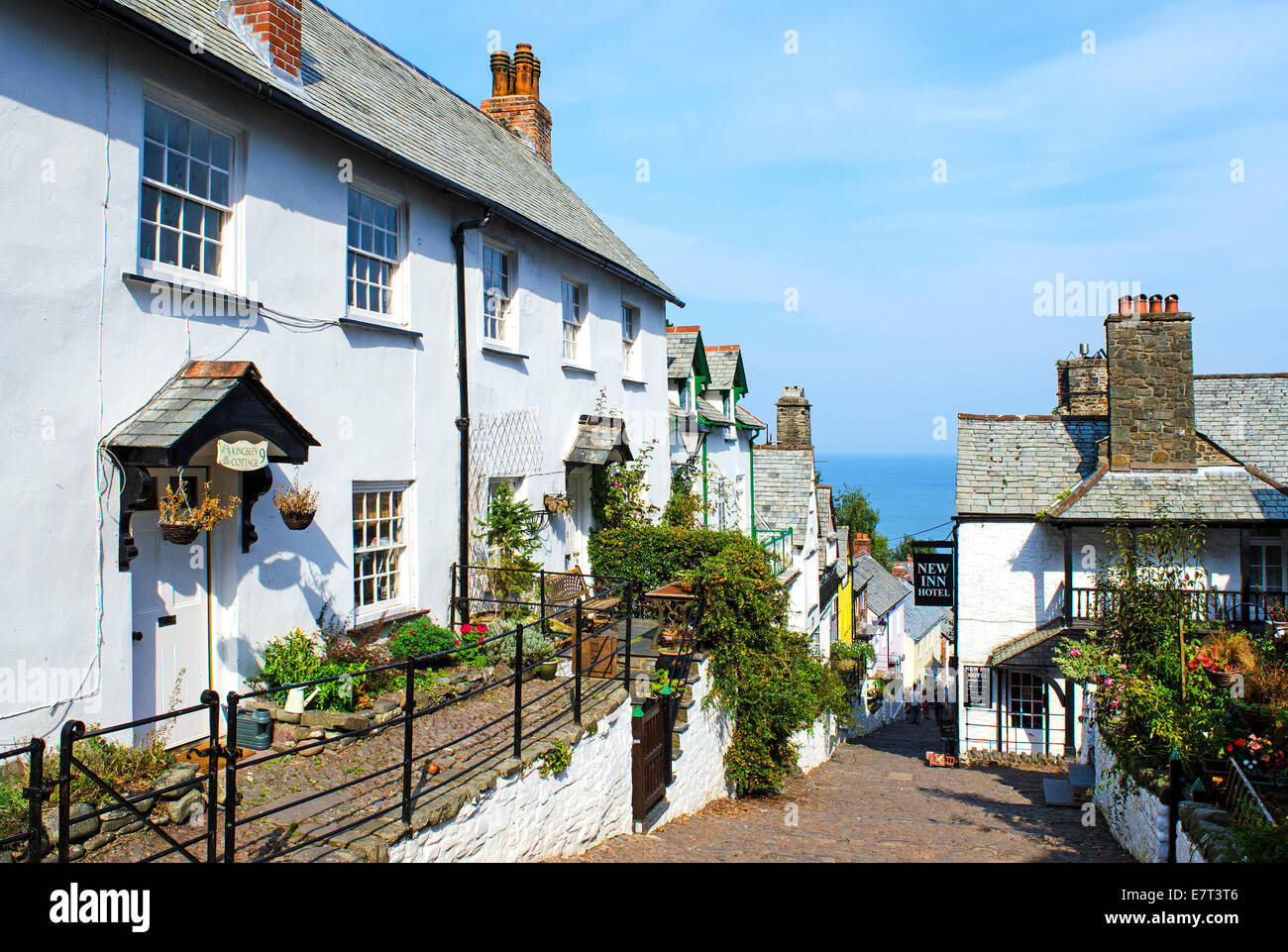 Clovelly hi-res stock photography and images - Alamy