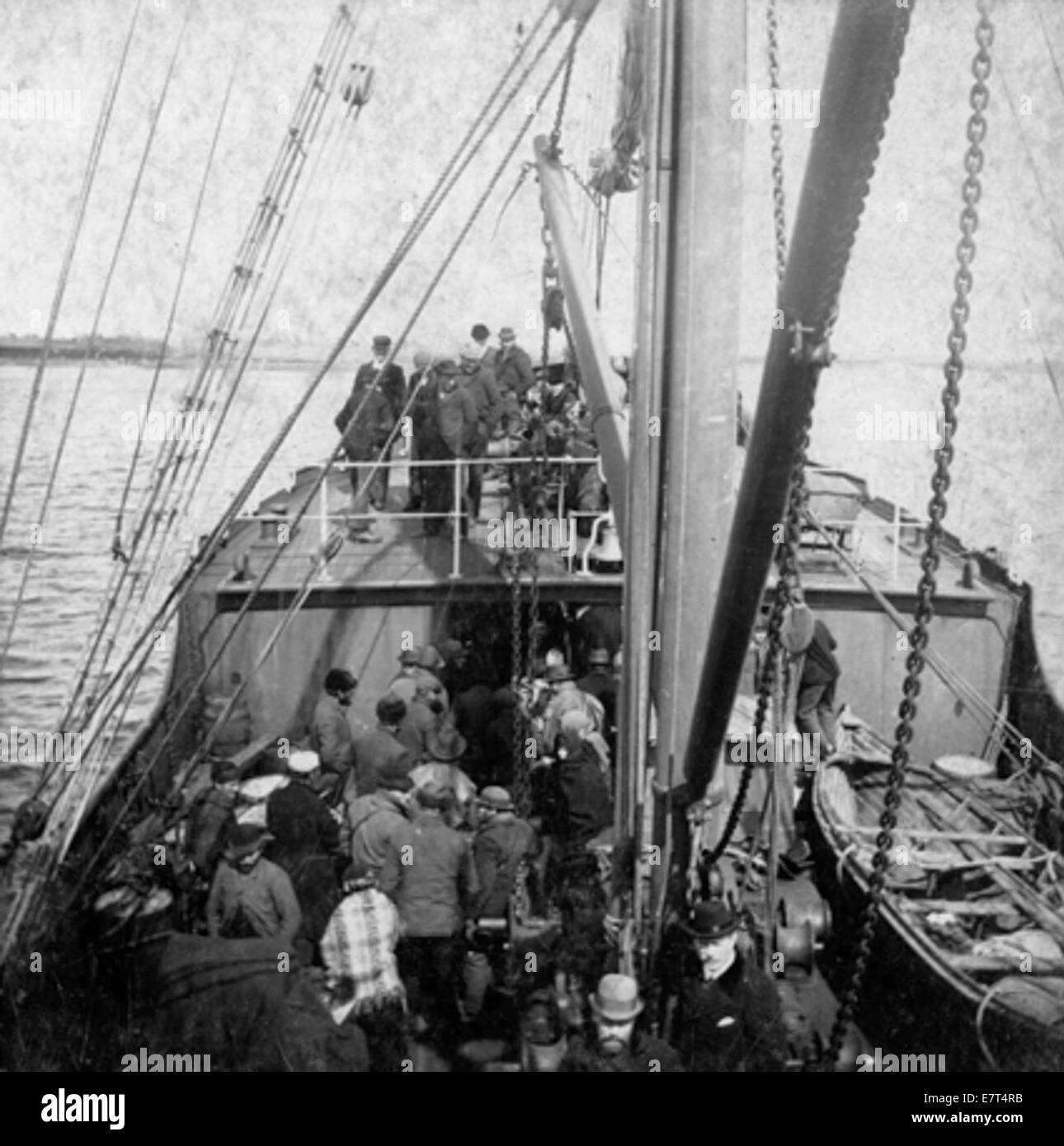Passenger ship 1900s hi-res stock photography and images - Alamy