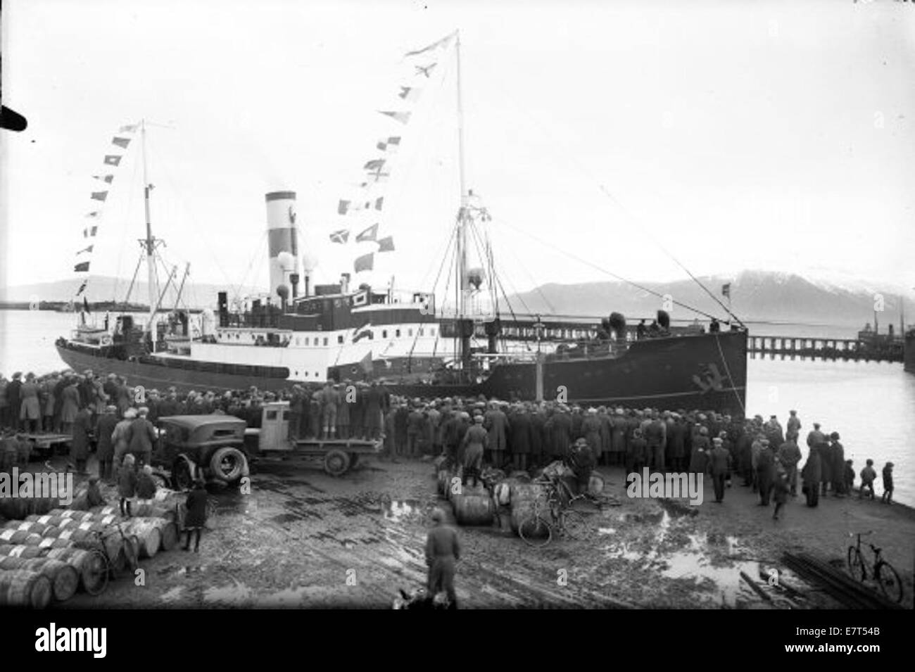 A photograph of the Eimskipi Brúarfoss ship arriving at Reykjavik ...