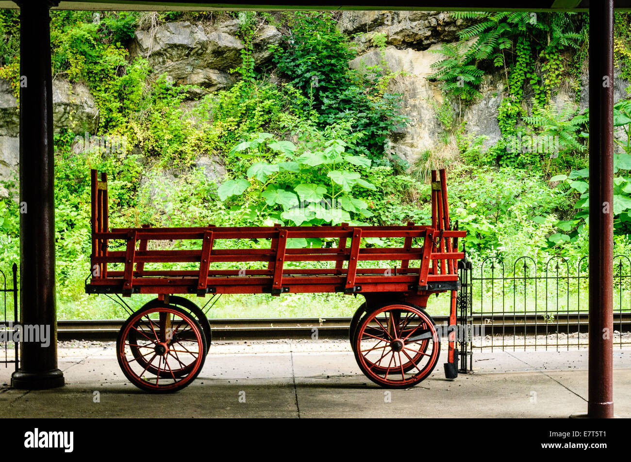 Railroad hand cart hi-res stock photography and images - Alamy