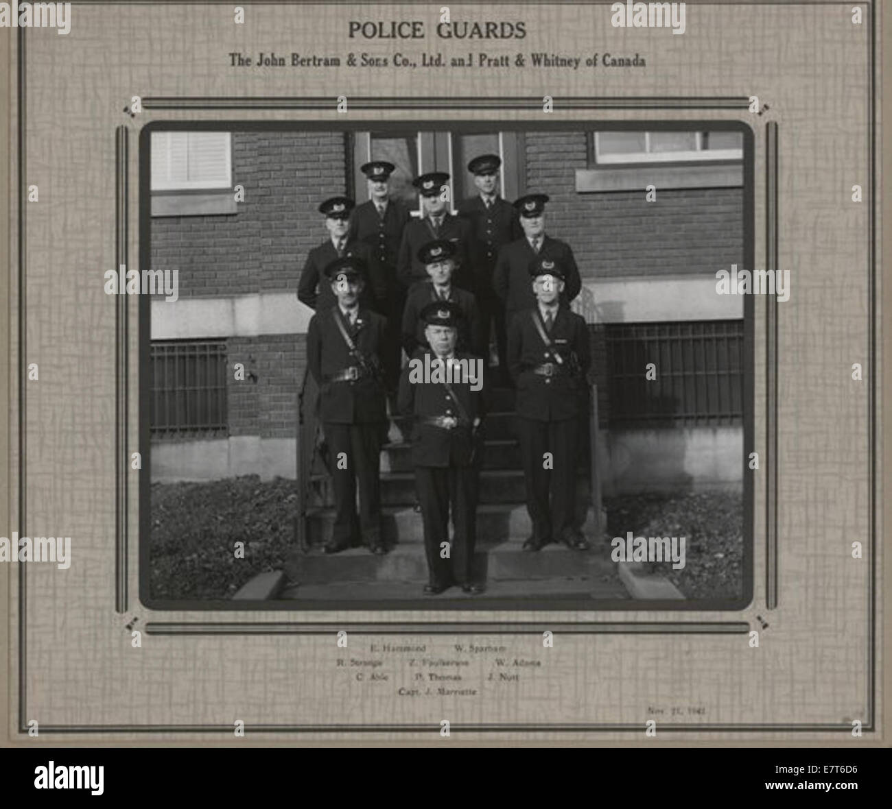 1940s police uniform hi-res stock photography and images - Alamy