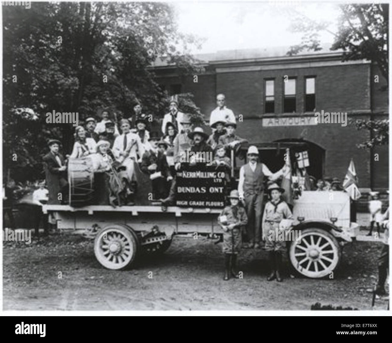 Historical parade float hi-res stock photography and images - Alamy