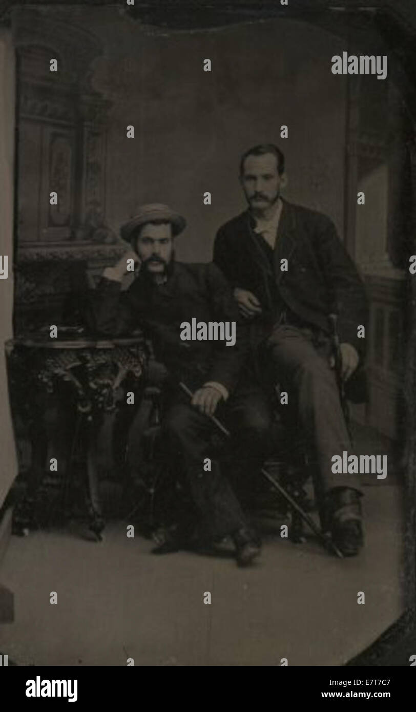 Seated old men hi-res stock photography and images - Alamy