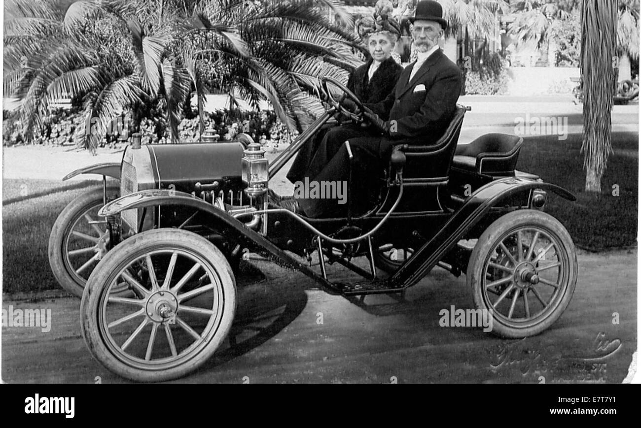 A vintage photograph of an early 20th-century automobile, capturing the ...